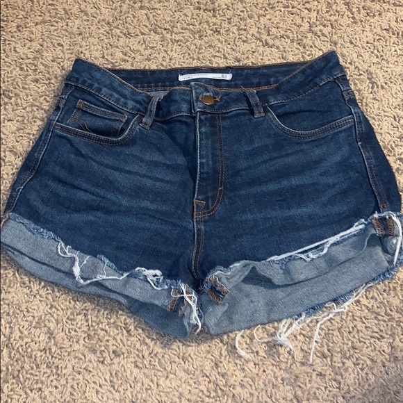 Zara | Shorts | Zara Short Cutoff Destroyed Jean Short Daisy Dukes ...